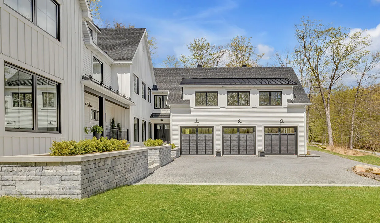 Princeton P-12 design from Garaga Garage Doors